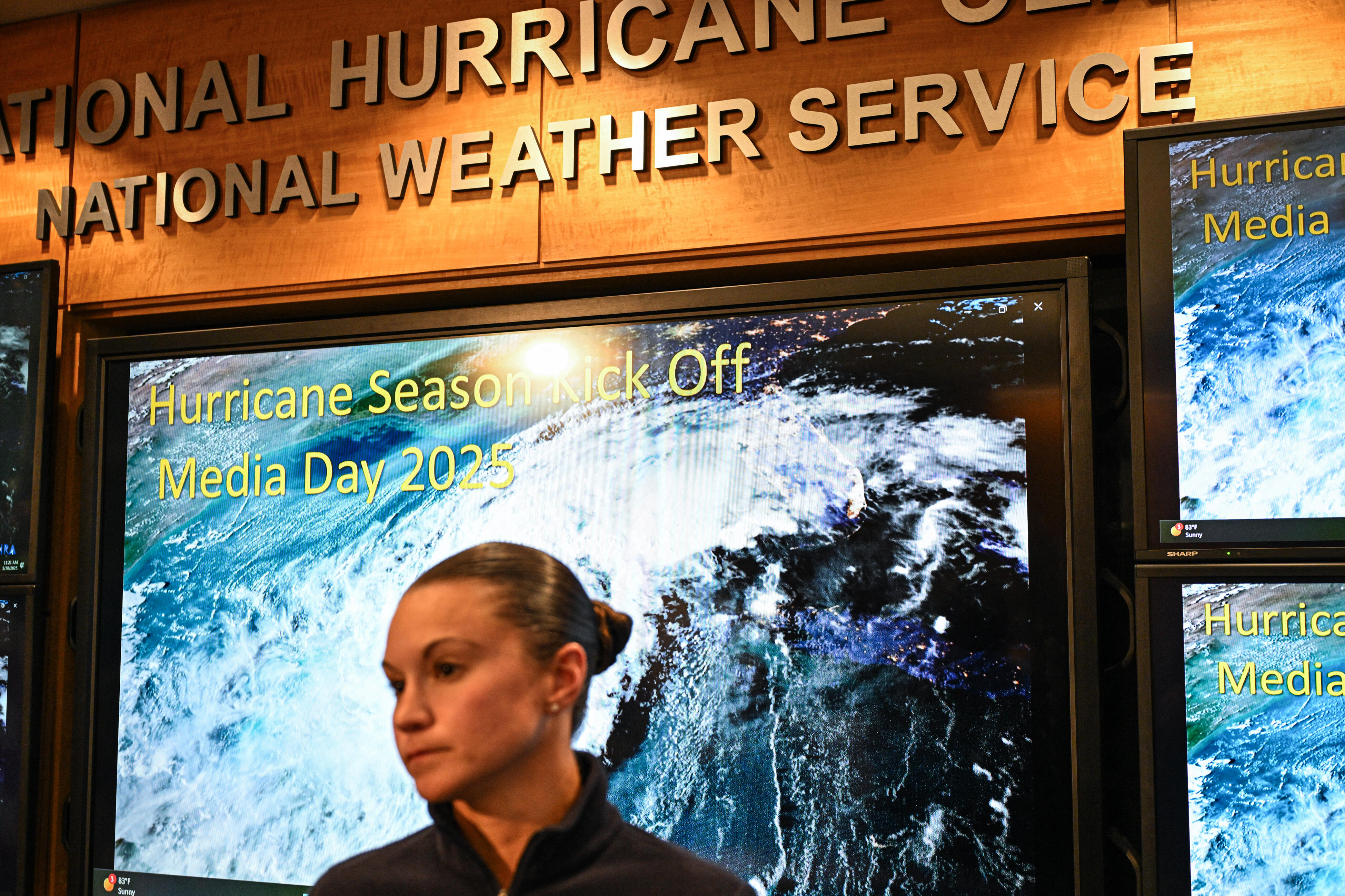 National Hurricane Center Employees Working Through Shutdown Without Pay