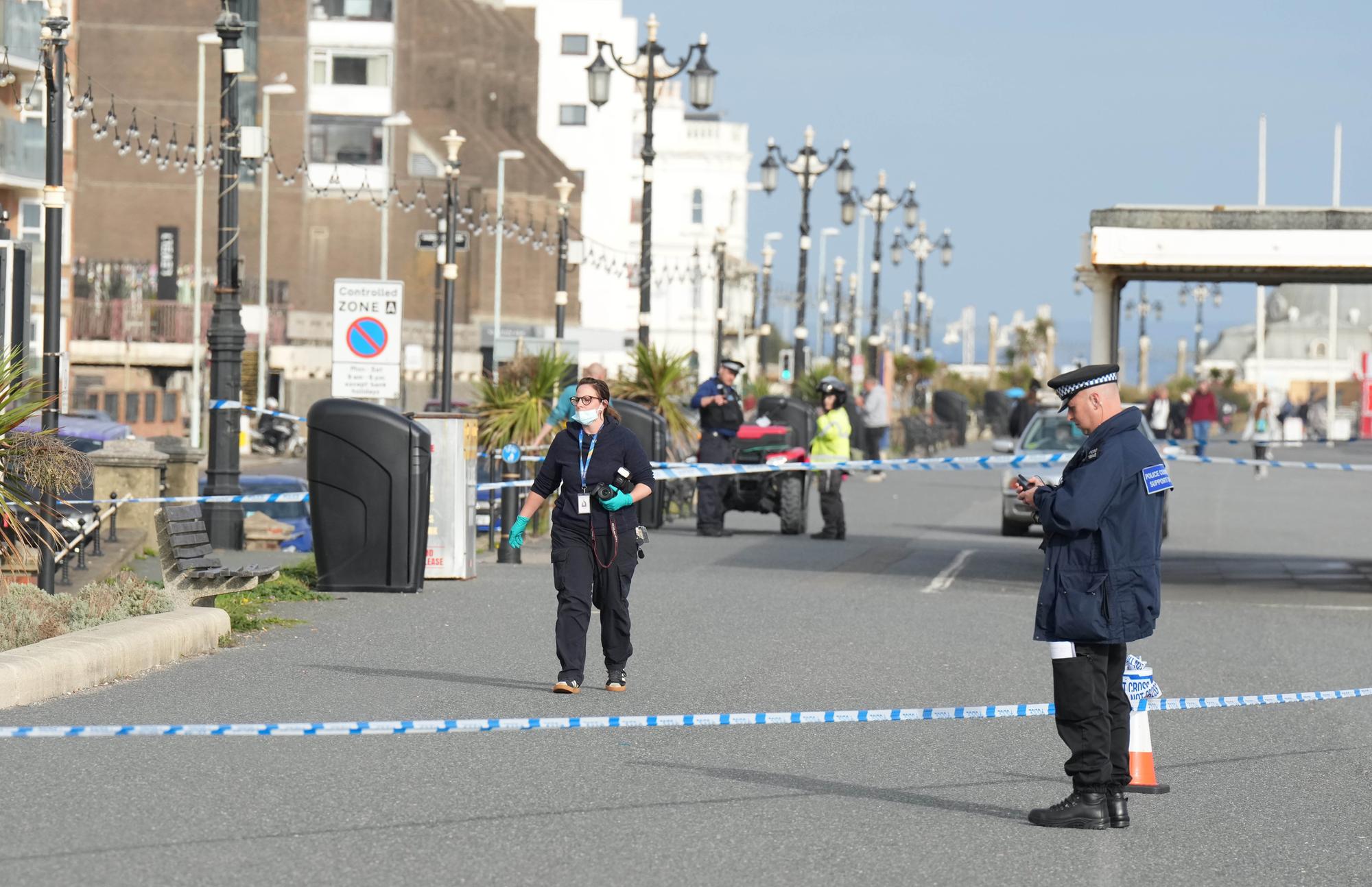 Serious police incident reported in Worthing: Photos show active crime ...