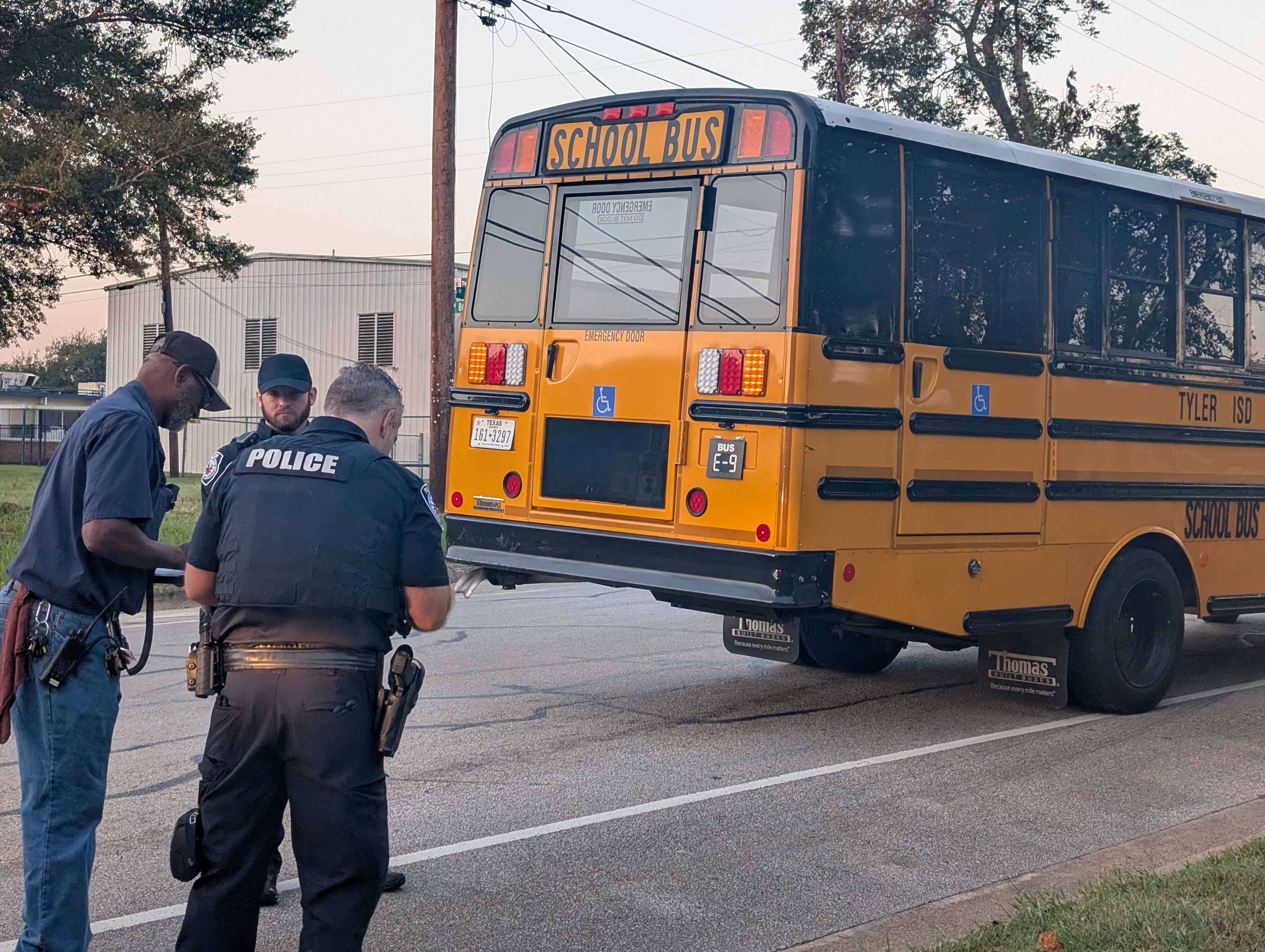 No injuries reported after crash involving Tyler ISD school bus, cement ...