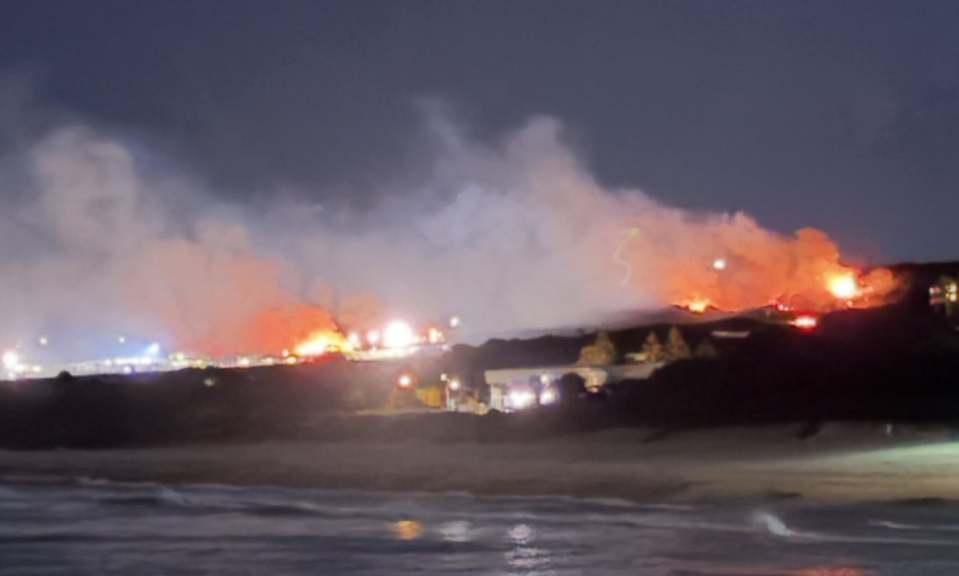 Maroubra Beach fire: Flames erupt over Sydney