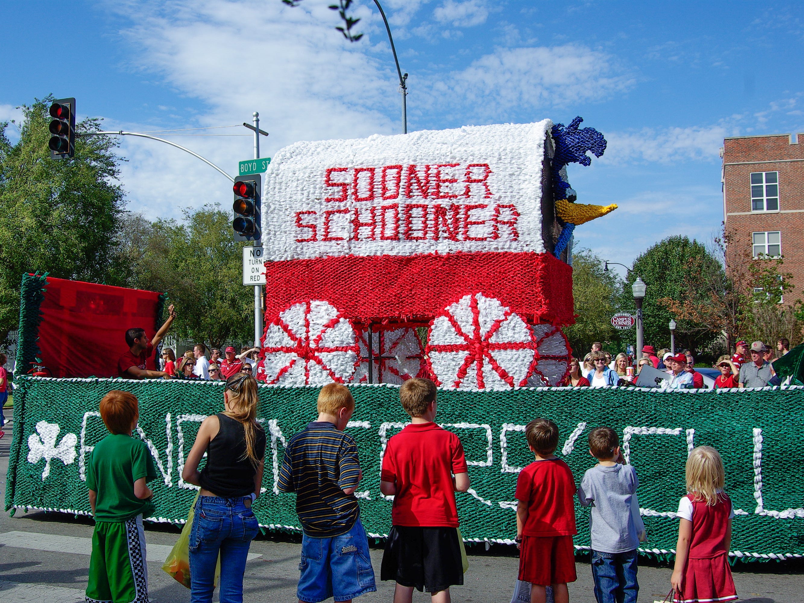Photos show how colleges and universities across the US celebrate ...