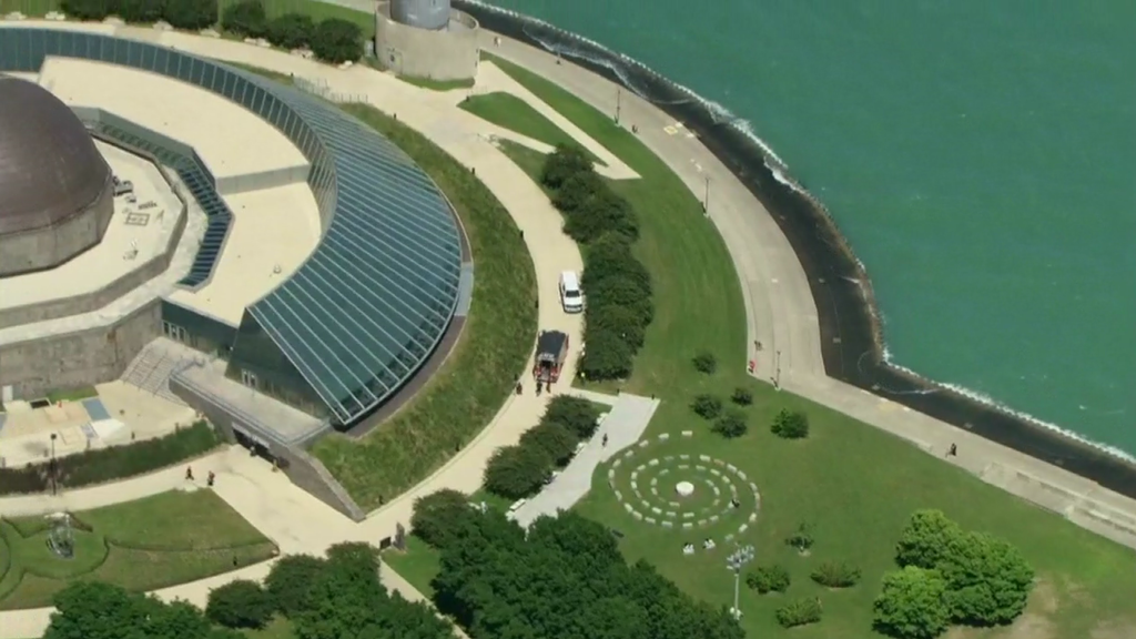 Adler Planetarium workers announce new union