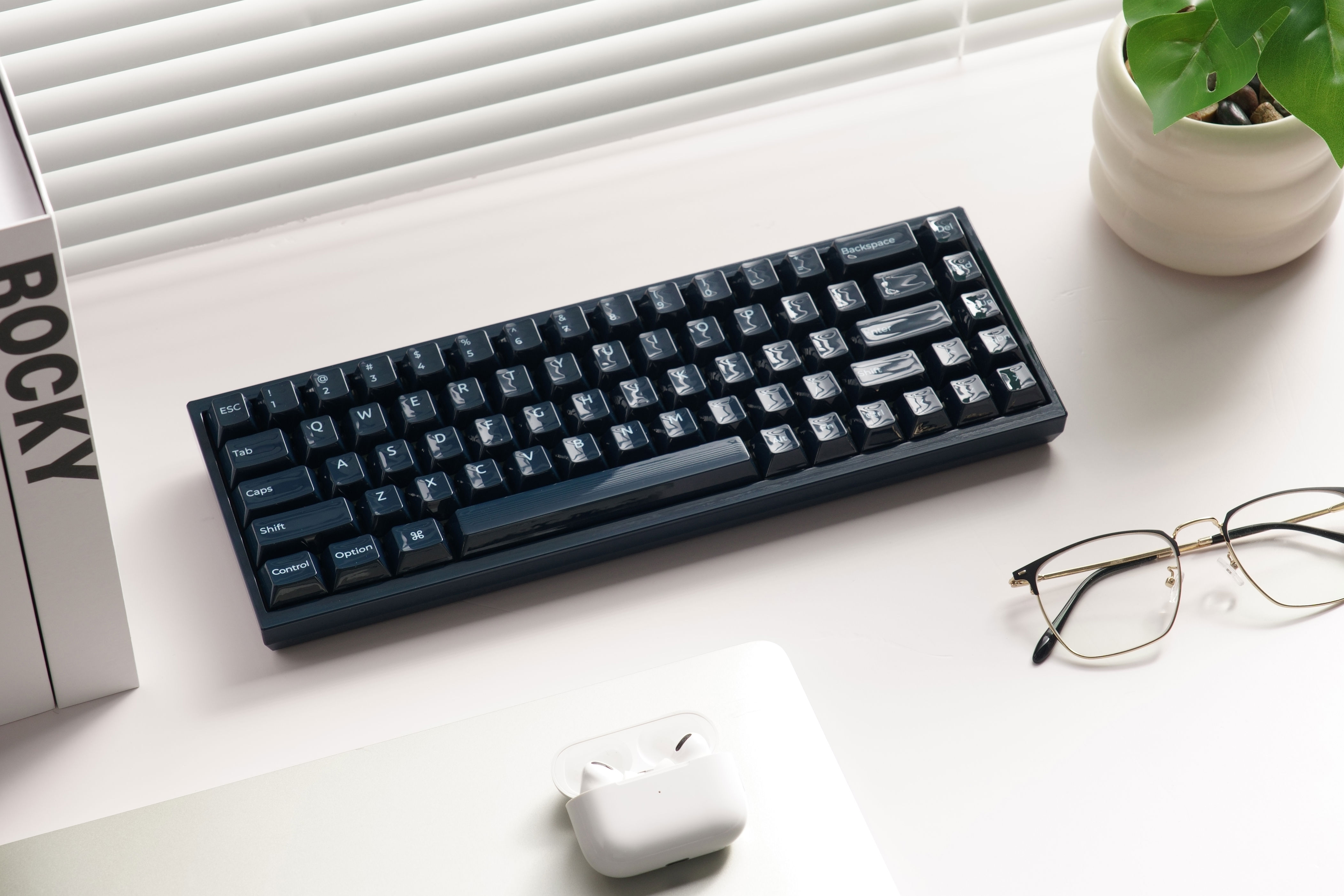Keychron made the first almost entirely ceramic keyboard