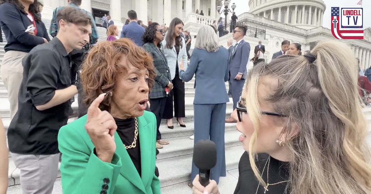 Maxine Waters Snaps at Pro-MAGA Reporter Confronting Her on Shutdown ...