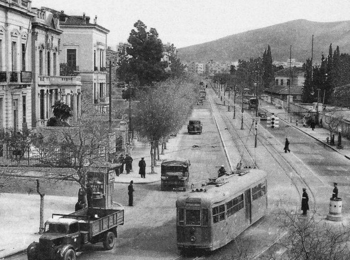 Κουίζ για την παλιά Αθήνα: Αναγνωρίζεις την λεωφόρο; Έχεις περάσει ...