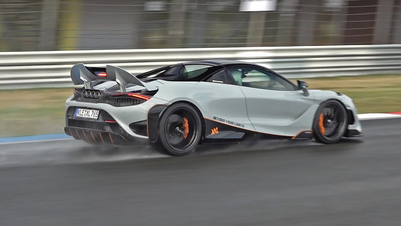 McLaren 765LT Spider Flybys & Exhaust Sound