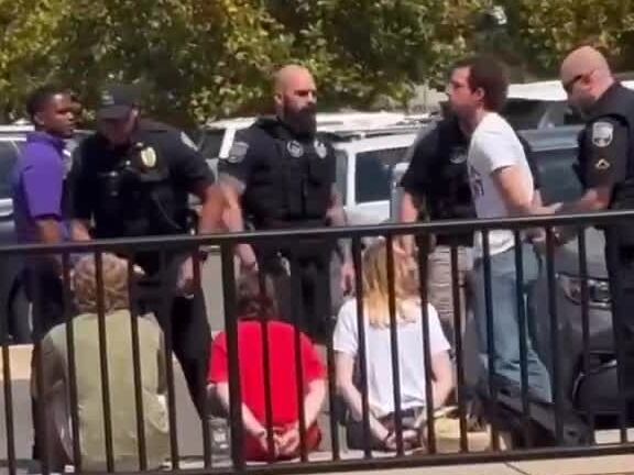 Anti-MAGA protest ends with several LSU students arrested