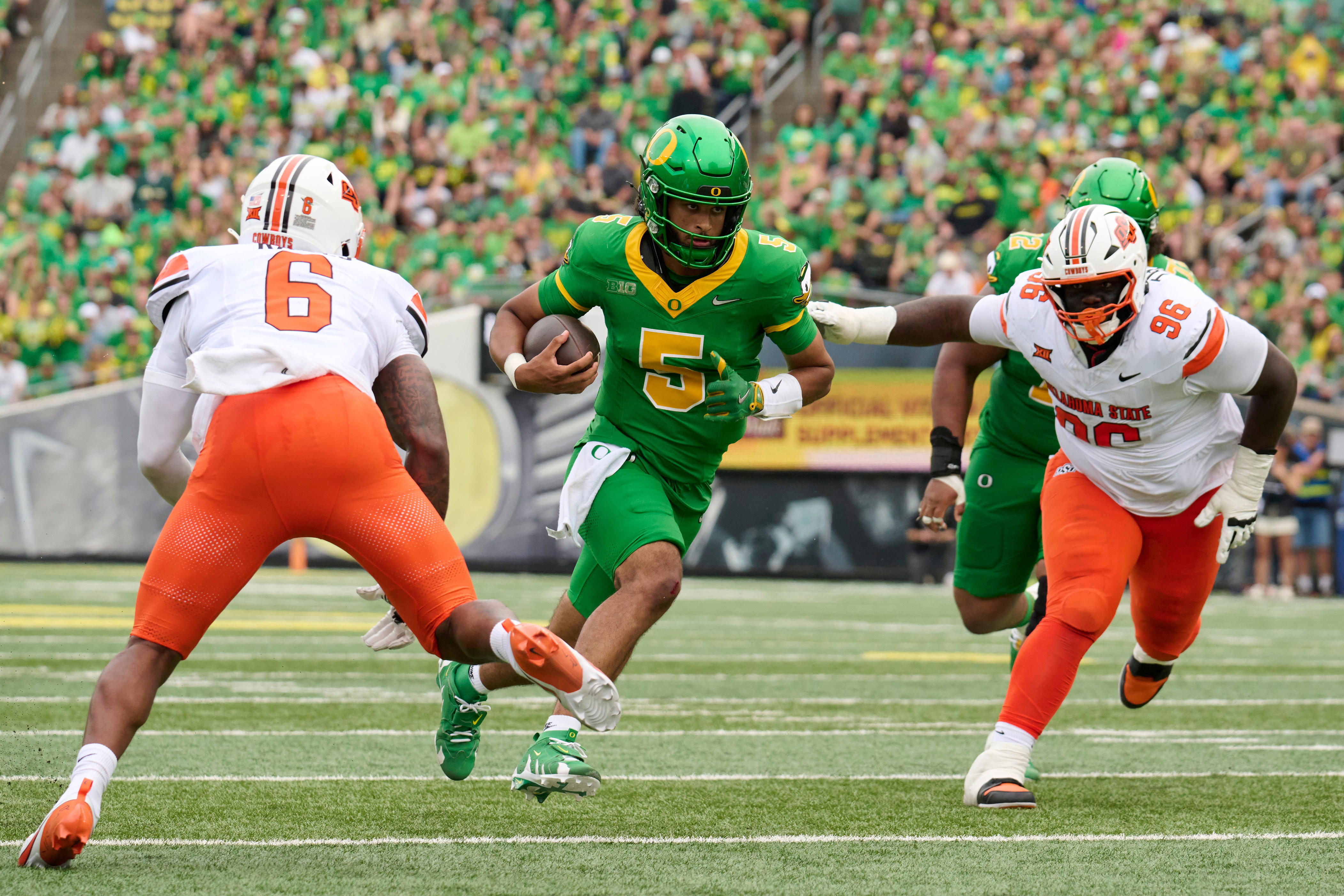 Oklahoma State Cowboys DL De'Marion Thomas to redshirt for remainder of ...