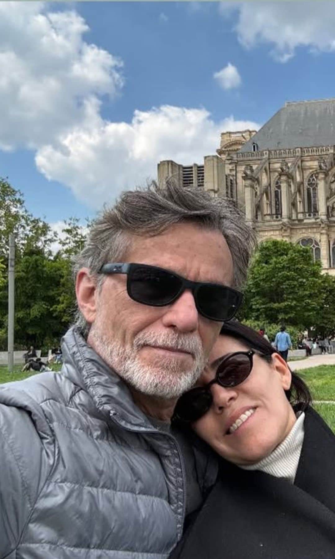 Emiliano Zurita reitera su felicidad al ver a su papá enamorado de ...