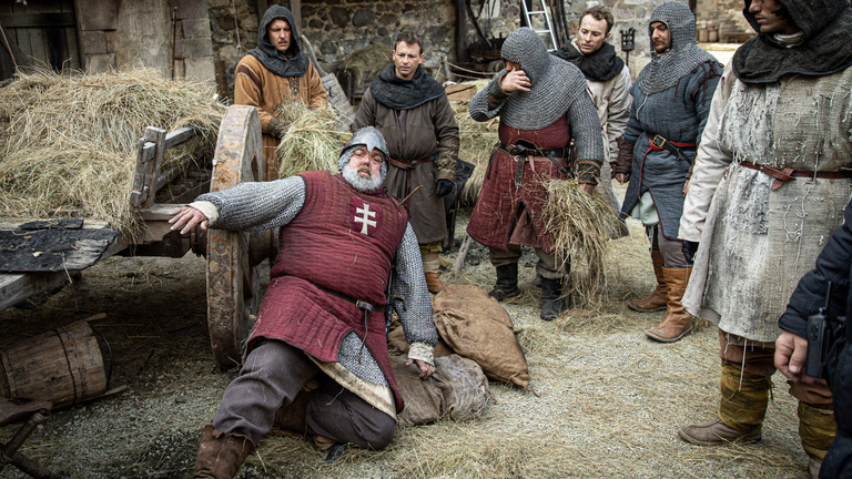 Nyílzápor végzett L. Simon Lászlóval, nem kímélték a kegyetlen tatárok