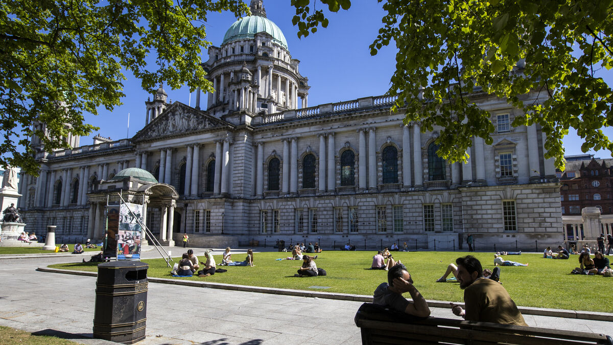 Belfast City Council votes through policy to promote Irish language