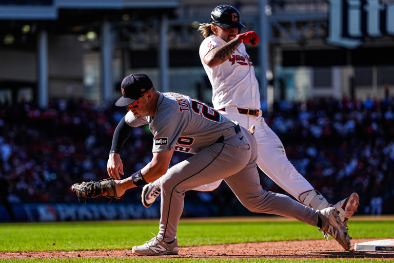 Tigers vs Guardians highlights from MLB playoffs Game 2 wild-card series