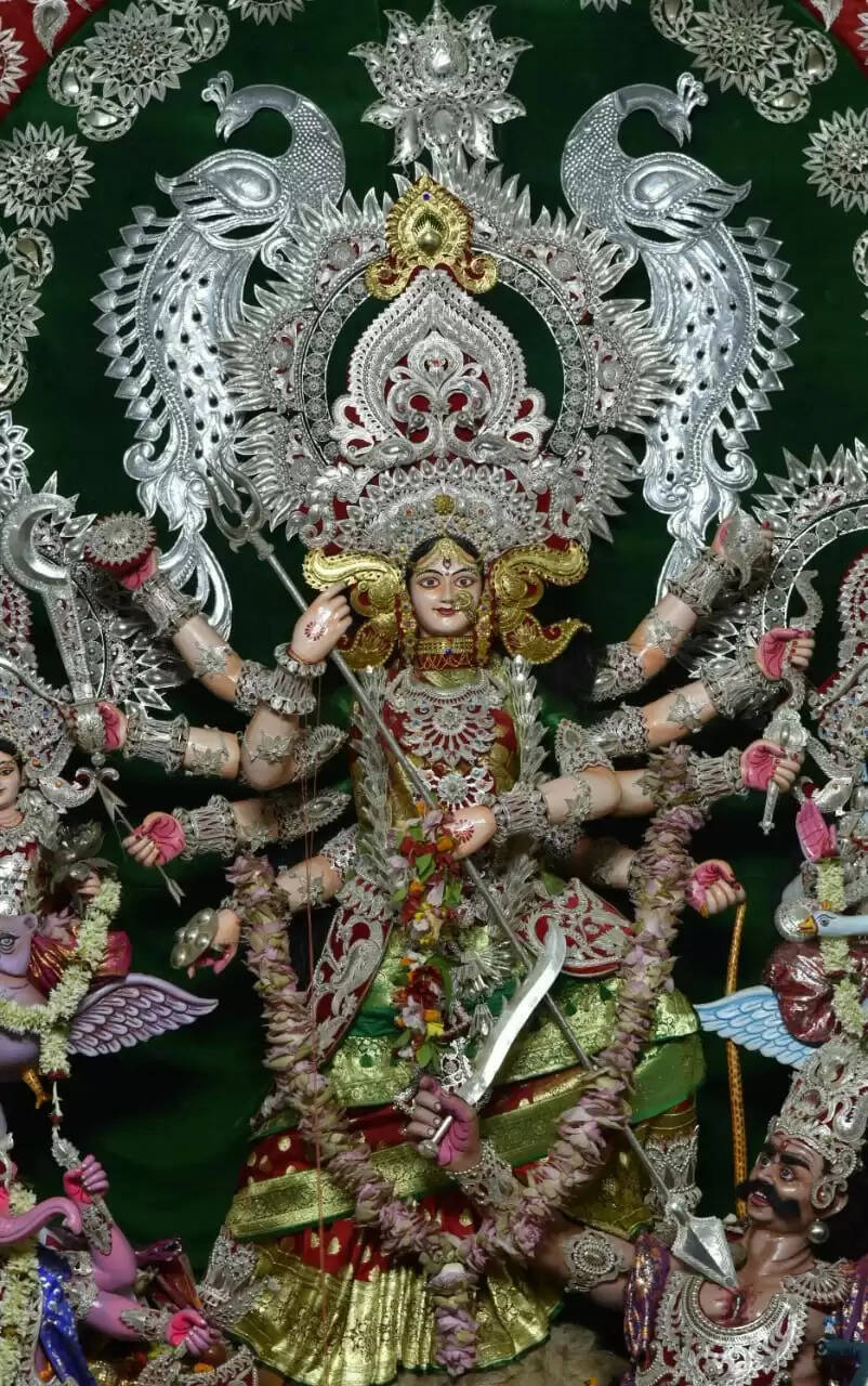 Bhubaneswar Celebrates Maha Navami: A Visual Journey Through Durga Puja ...