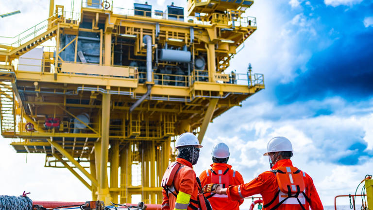 MODEC secures full EPCI contract to deliver FPSO for Hammerhead project