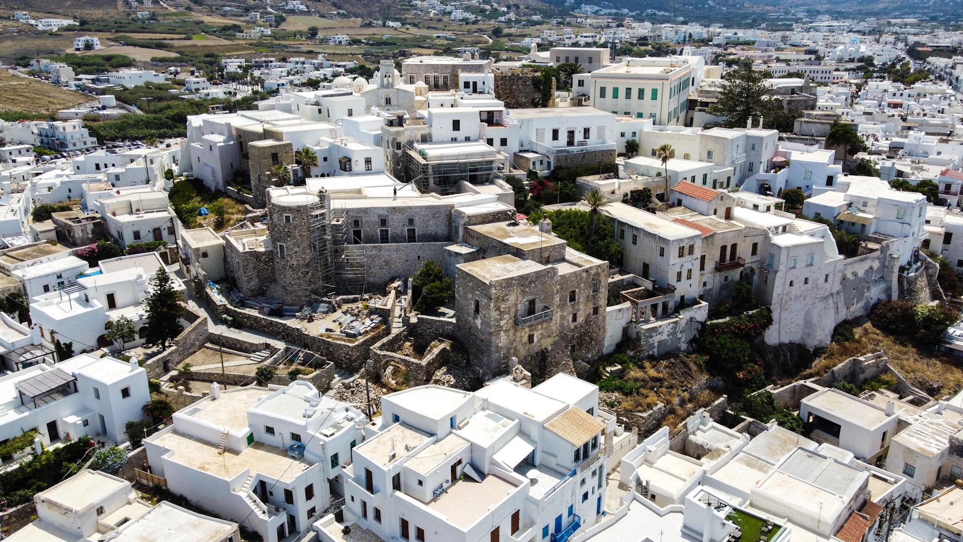 «Δωρική» στέγη για τα ειδώλια