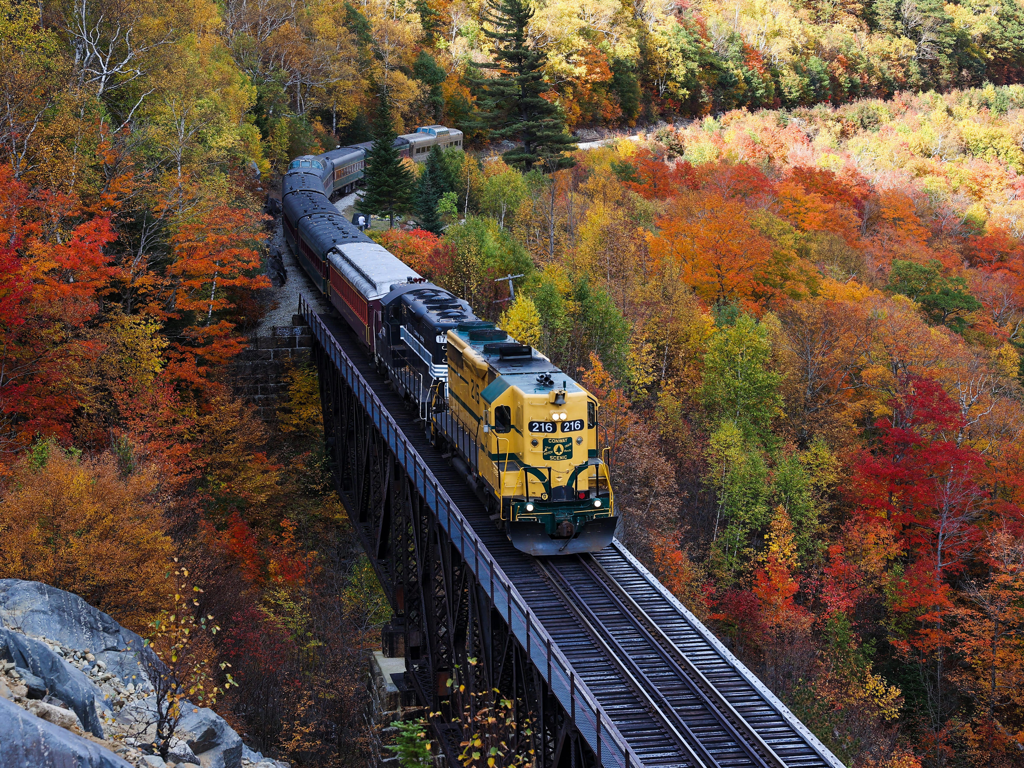 12 of the most beautiful train rides for fall foliage views
