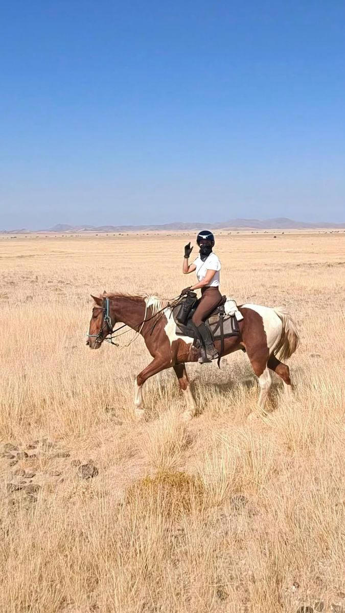 Elsa Pataky and her daughter India bring horse girl energy on an 8-day ...