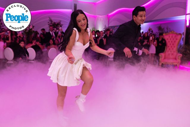 Mario Lopez Shares Exclusive Photos from Daughter Gia's Quinceañera ...