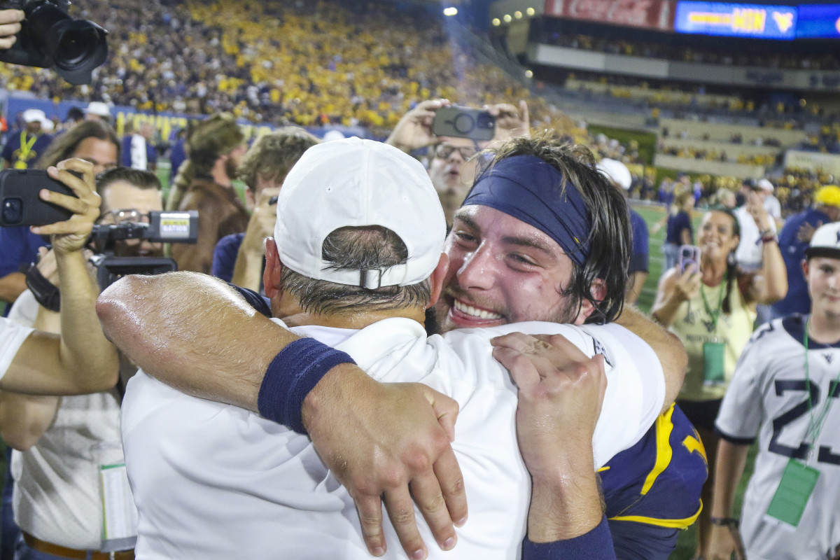 Starting College Football QB Reportedly Makes Decision to Medically ...