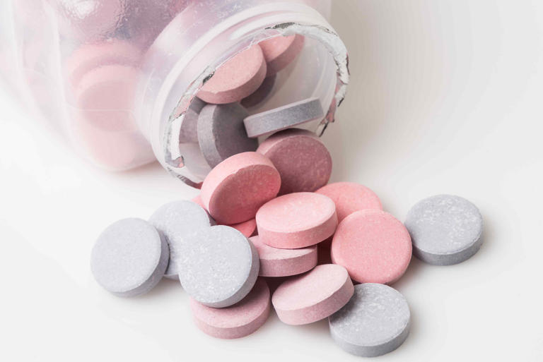 5 potential side effects of overusing antacids