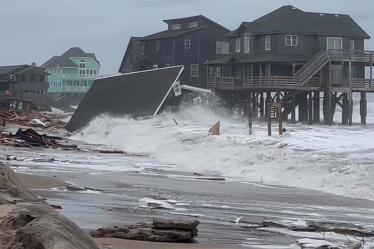 Beachfront houses collapsed into the Atlantic surf along North Carolina ...