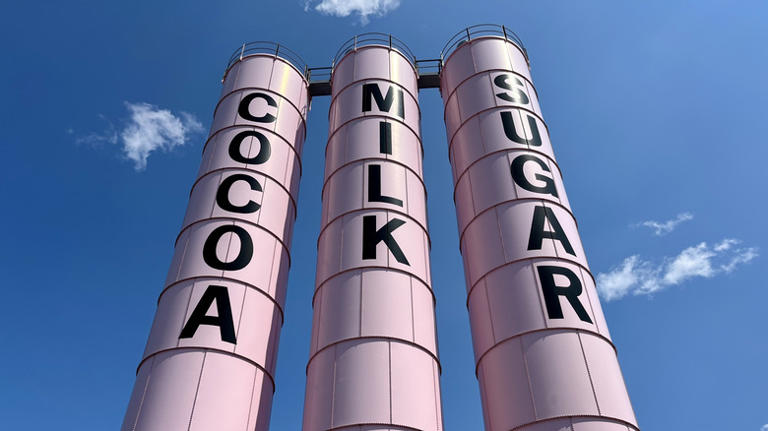 A Cleveland Chocolate Kingdom With Retail Shops And Whimsical Pink ...