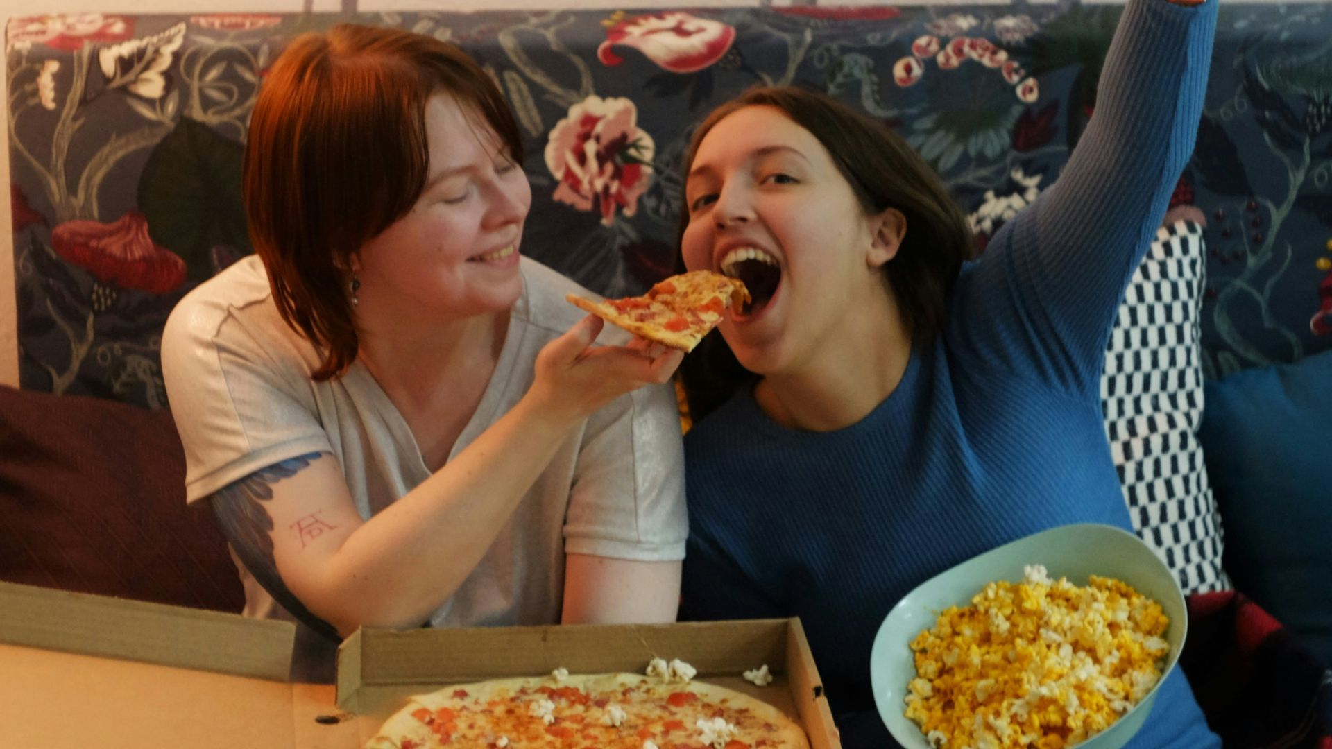 10 Awful Side Dishes To Stop Serving With Pizza & 10 Perfect Options