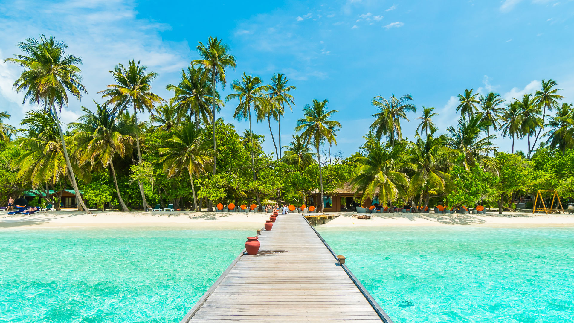 7 Vacations That Need To Be on Every Upper-Class Retiree’s Bucket List
