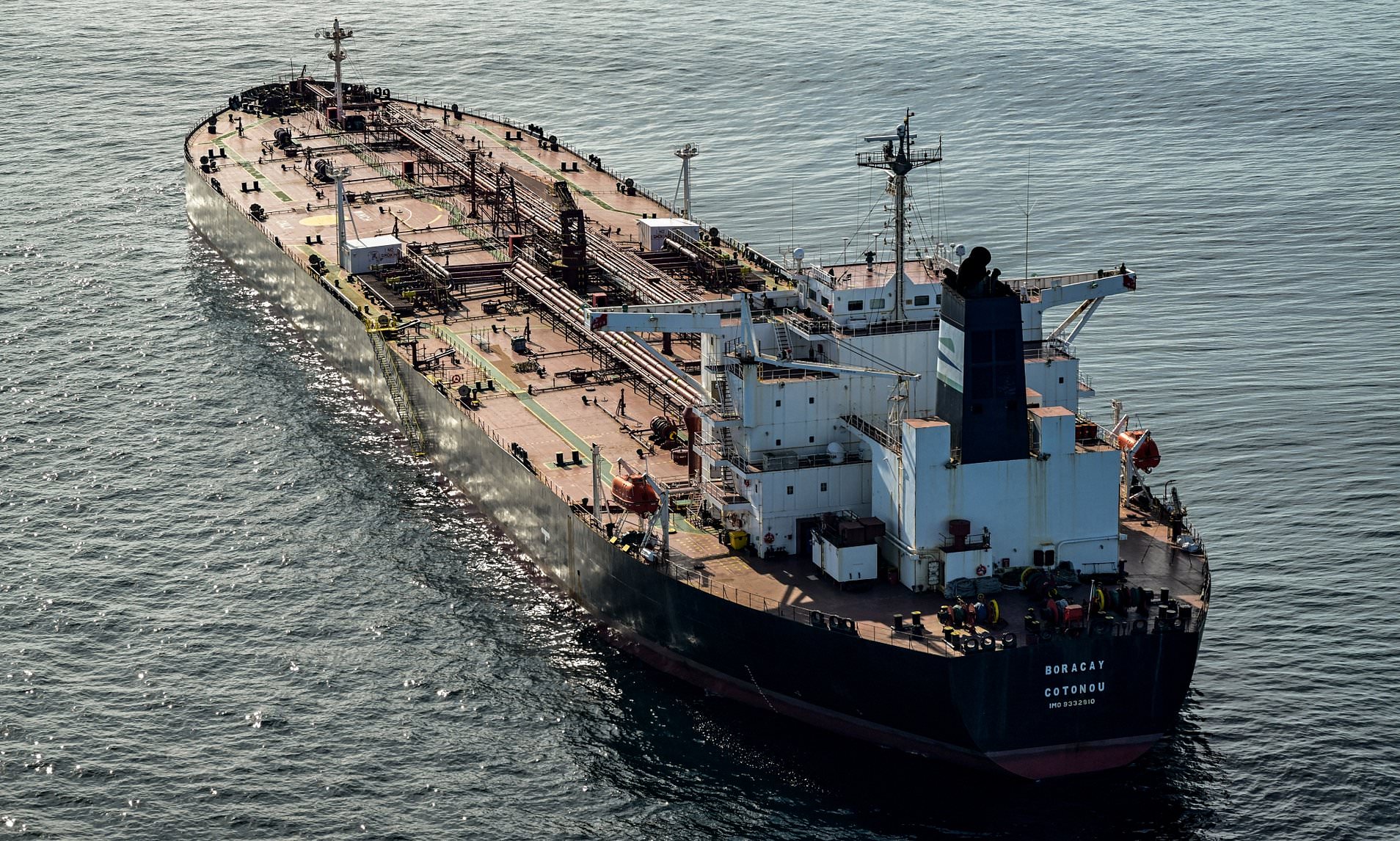 French troops board 'Russian shadow fleet' tanker