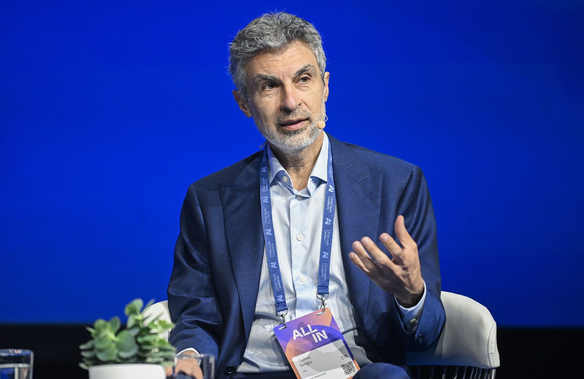 AI godfather warns humanity risks extinction by hyperintelligent ...