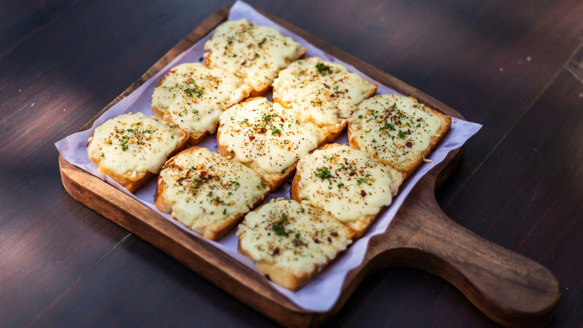 10 Awful Side Dishes To Stop Serving With Pizza & 10 Perfect Options