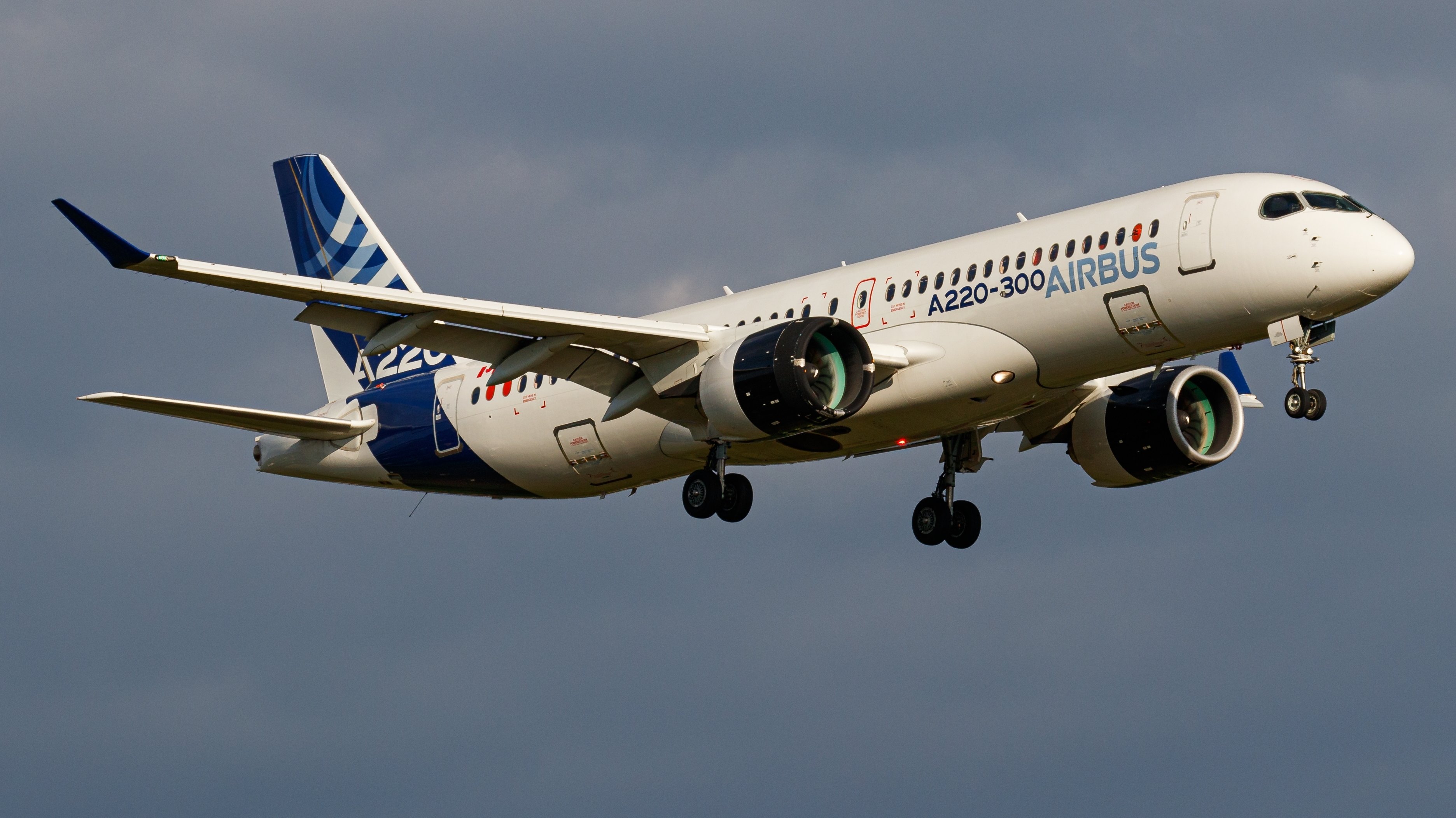 "Największy kontrakt w historii LOT-u". Podano, kiedy przyleci pierwszy ...