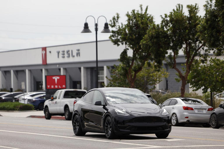Elon Musk’s Tesla hikes lease prices on all electric cars as US tax ...