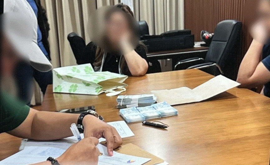 2 BIR employees arrested for direct bribery, corruption