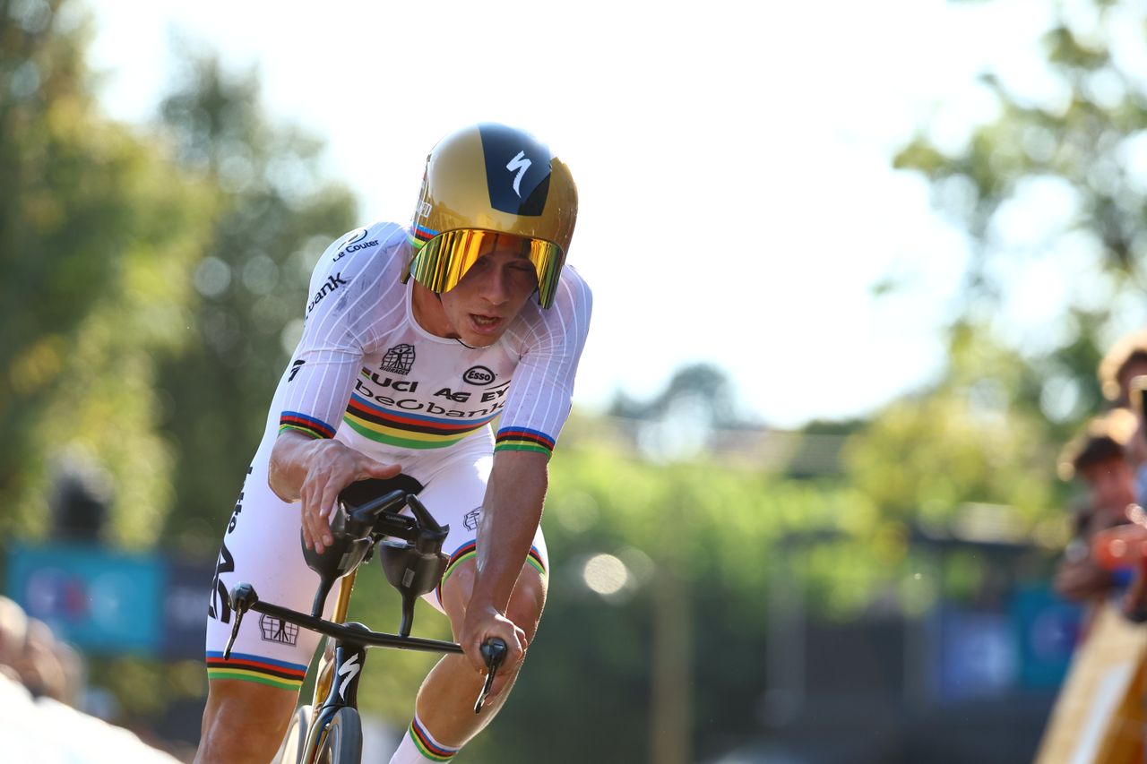 Road European Championships: Remco Evenepoel dominates elite men's time ...