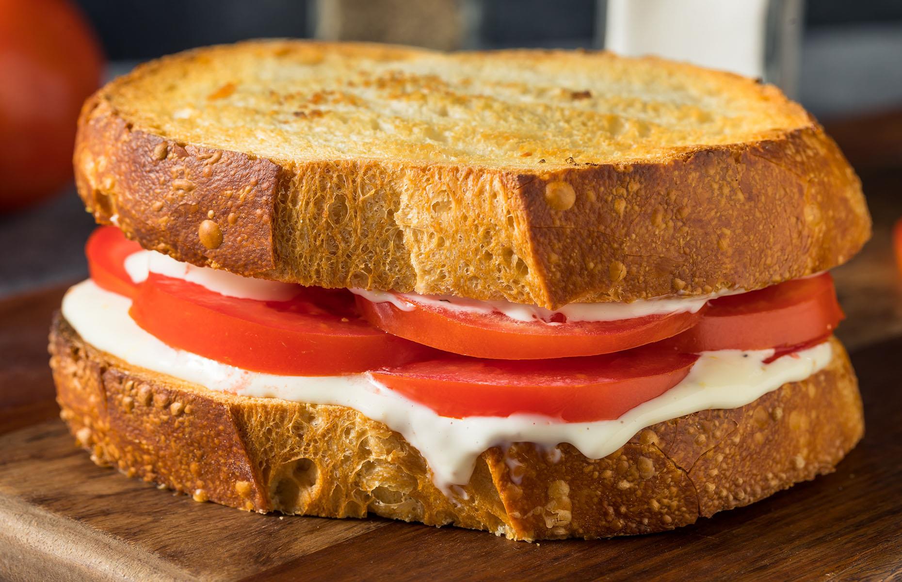 The most unusual regional delicacies from every state, ranked