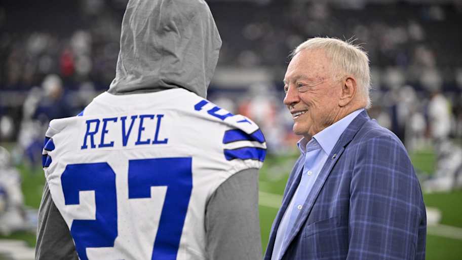 Shavon Revel injury update gives sigh of relief after fear Cowboys ...