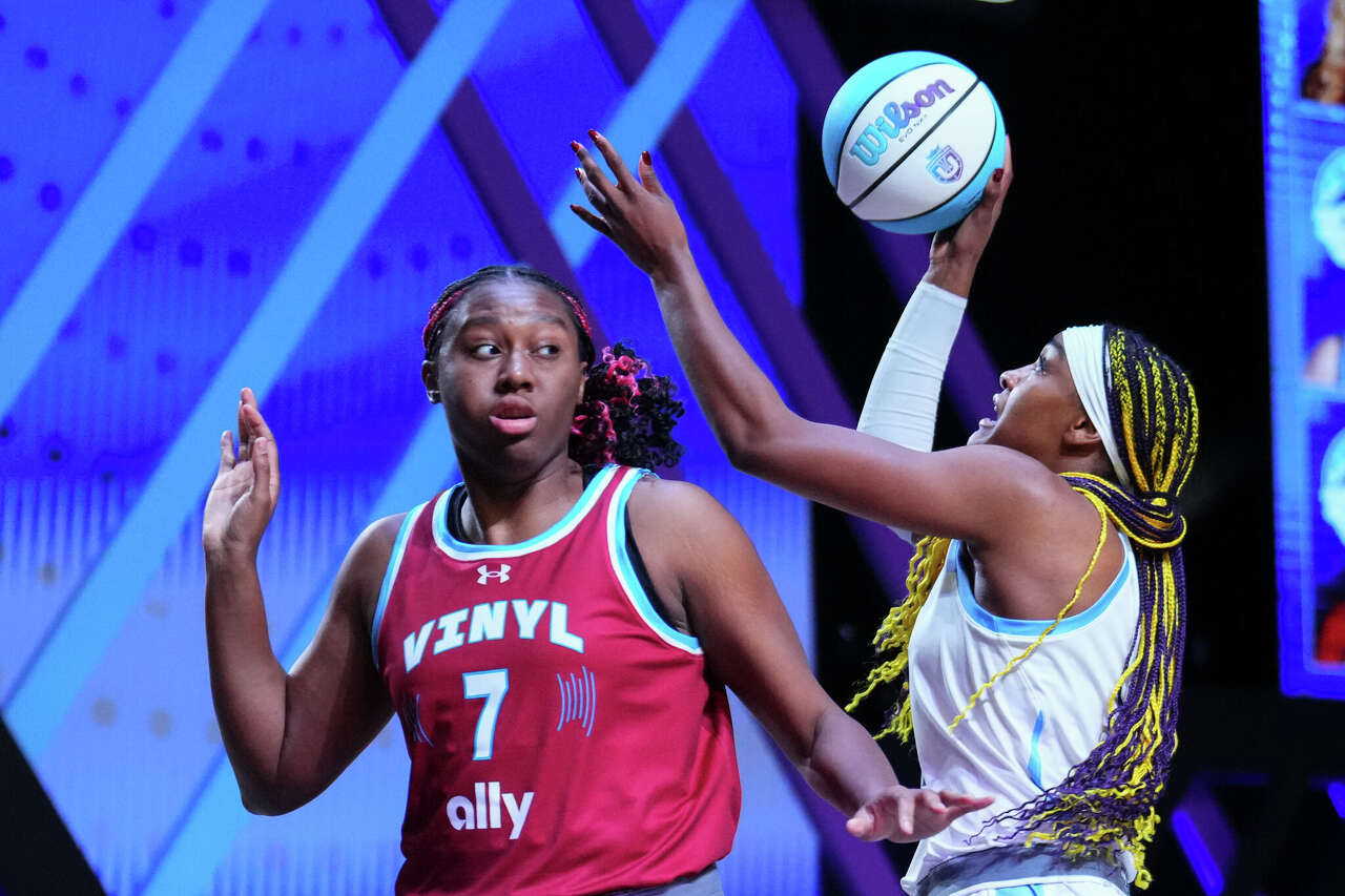 Former UConn women's basketball stars highlight Unrivaled 2026 roster