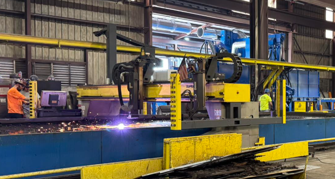 Manufacturing Academy Tours give students a glimpse into future careers
