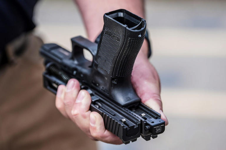 Bill to ban ‘Glock switch’ gun conversion devices fails on Pennsylvania ...