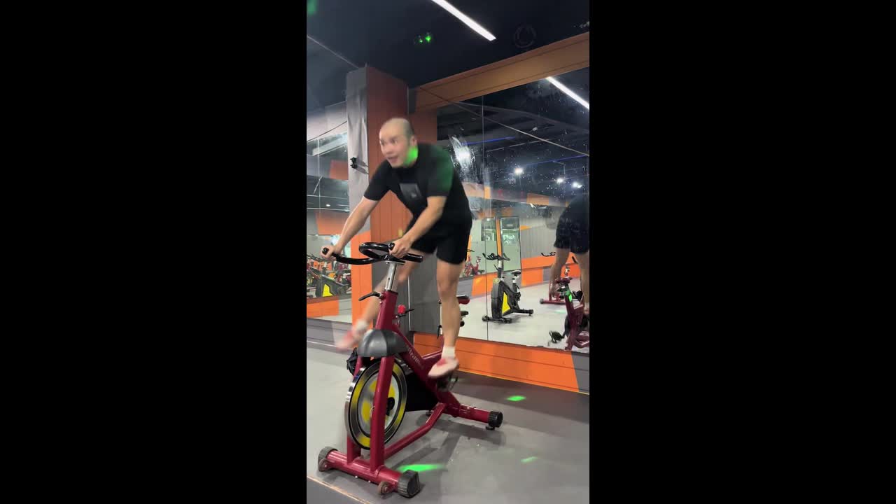 Rhythm cycling taken to another level by energetic trainer