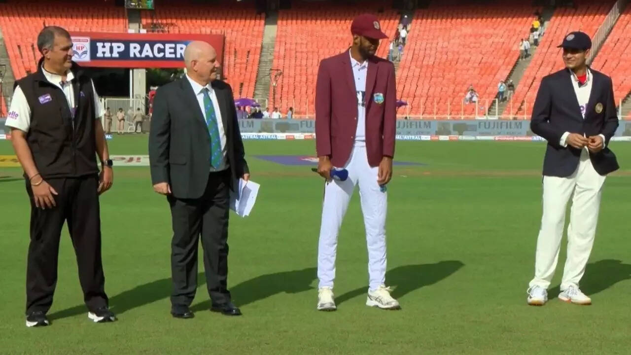 No Pakistan, no problem! Andy Pycroft gets rousing welcome during India ...
