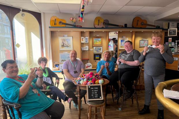 Dorset crafters one step closer to breaking world record