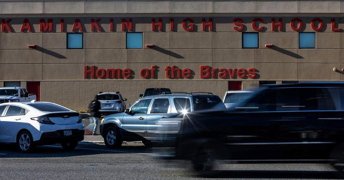 Why weren't Kamiakin parents told more about a plot to attack the school?