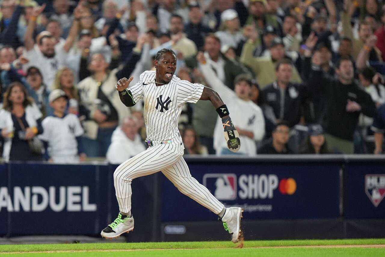 Yankees shut out Red Sox in Game 3 to win Wild Card series