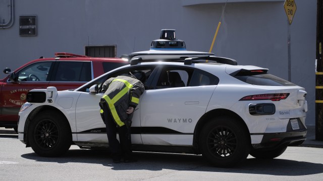 Police bewildered after pulling over vehicle to find no one behind the ...