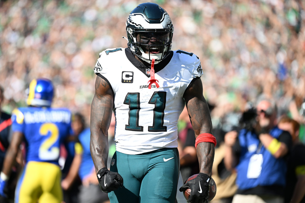 Eagles' A.J. Brown gives fans a sigh of relief after clearing the air ...