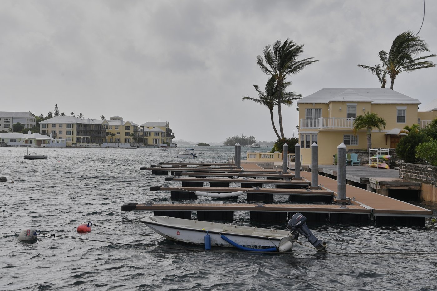 Imelda weakens after downing trees and power lines in Bermuda as a ...