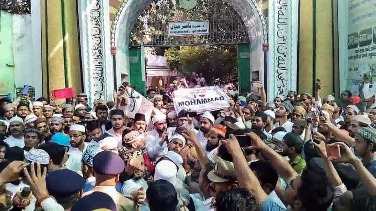 'I Love Muhammad' row: More arrests in Bareilly, Congress MP under ...