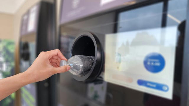 Officials propose innovative 'reverse vending machines' that pay ...